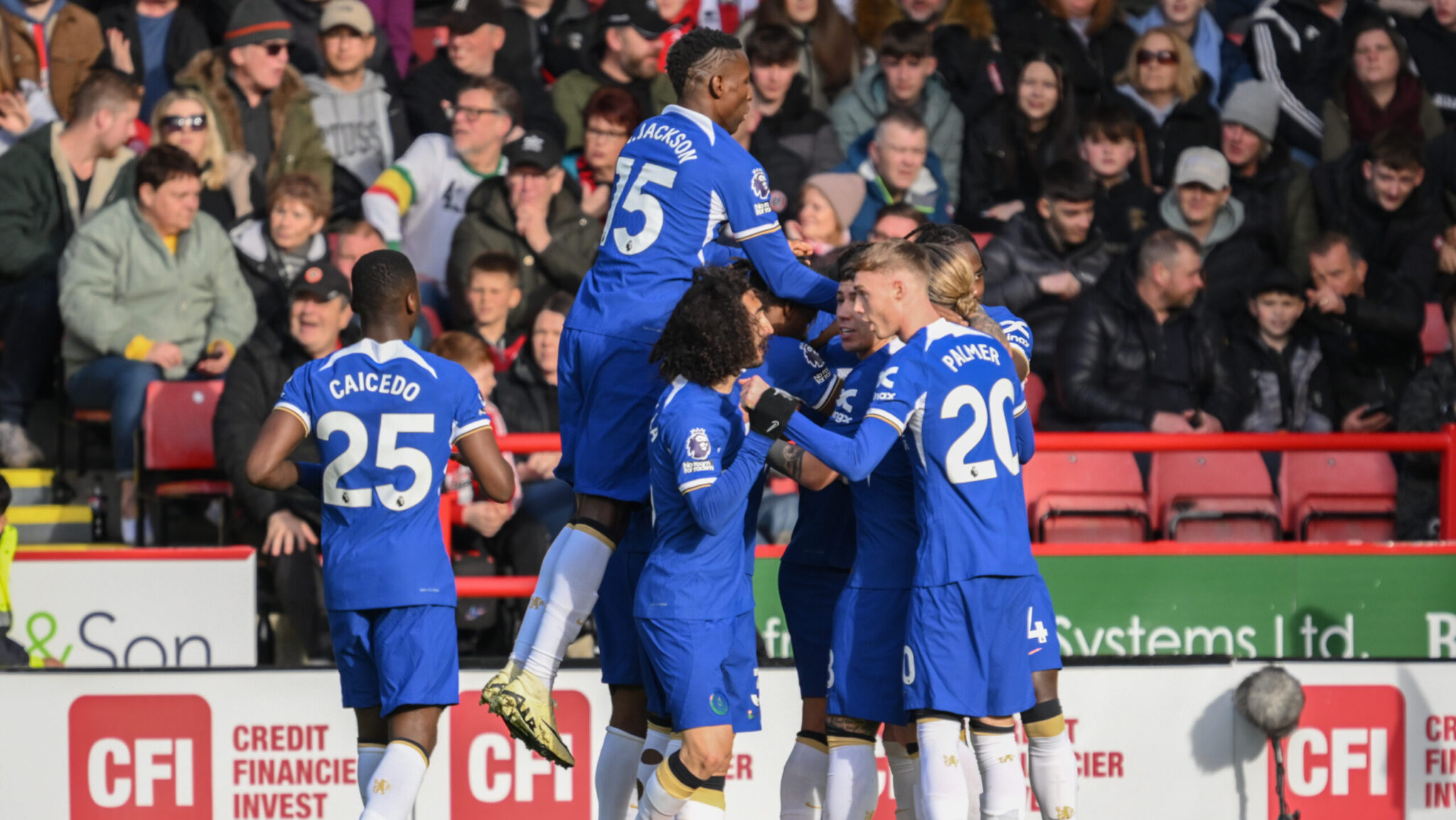 Genialny występ w ofensywie obrońców The Blues! Chelsea wraca do TOP4 ...